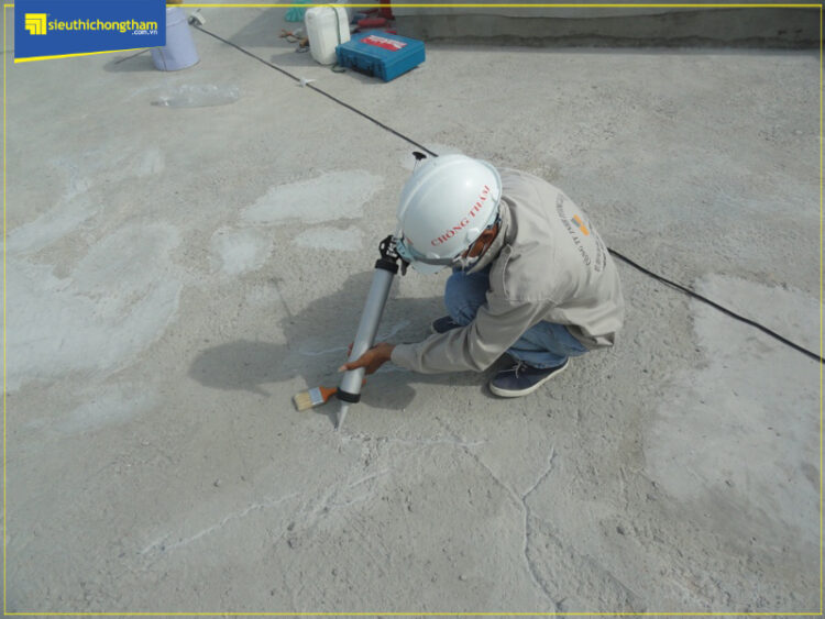 Giải Pháp Chống Thấm Mái Lộ Thiên Dùng Revinex Roof Hoàn Thiện Trong ...